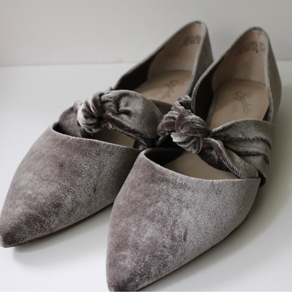 Seychelles | Shoes | New In The Box Seychelles Octave Grey Velvet Flat ...